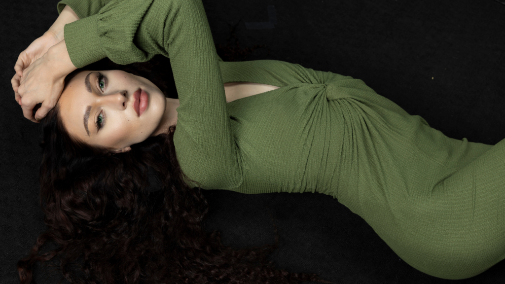 Floor Poses - The Portrait System