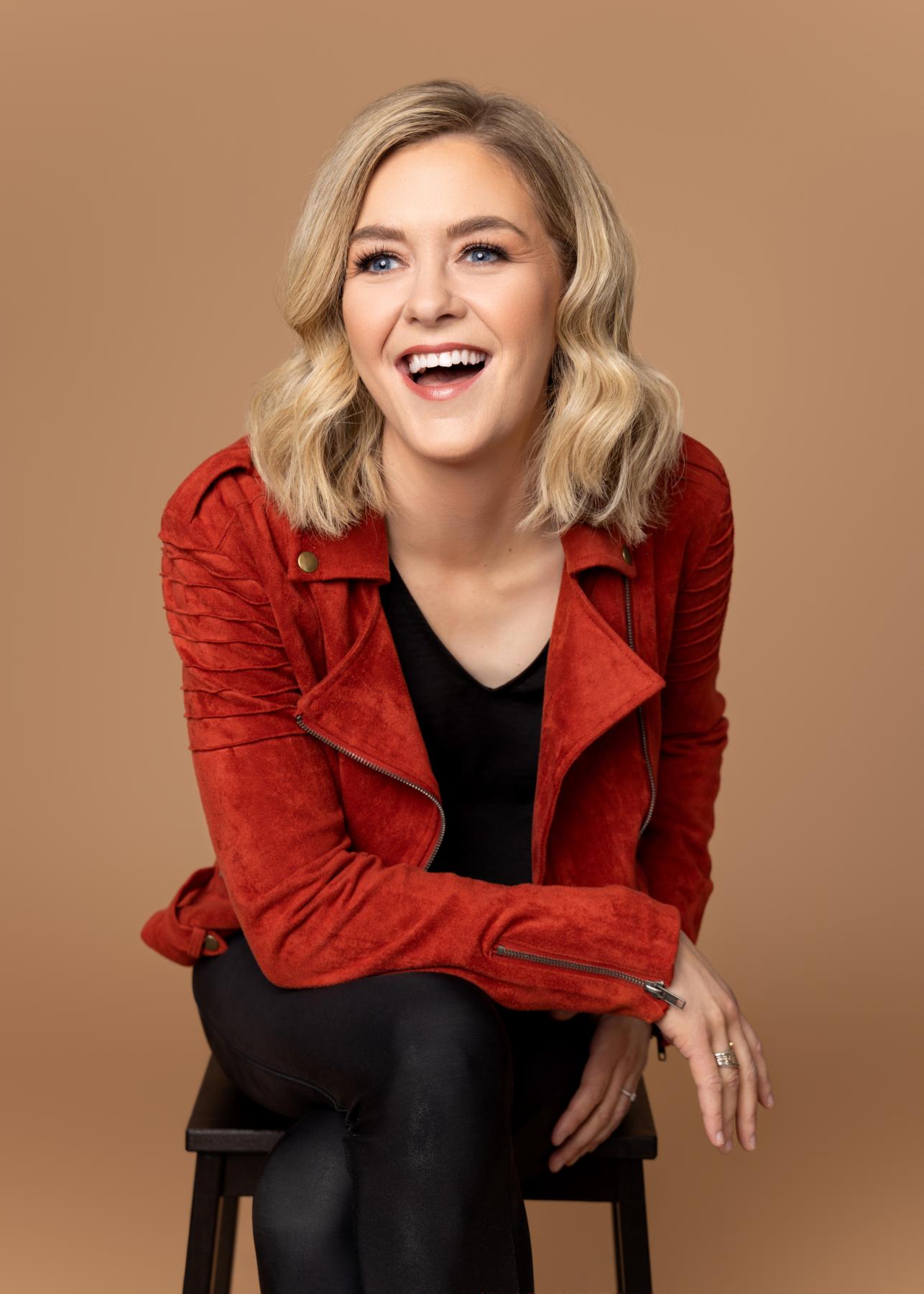 Kelly Kendall - Profile - The Portrait System